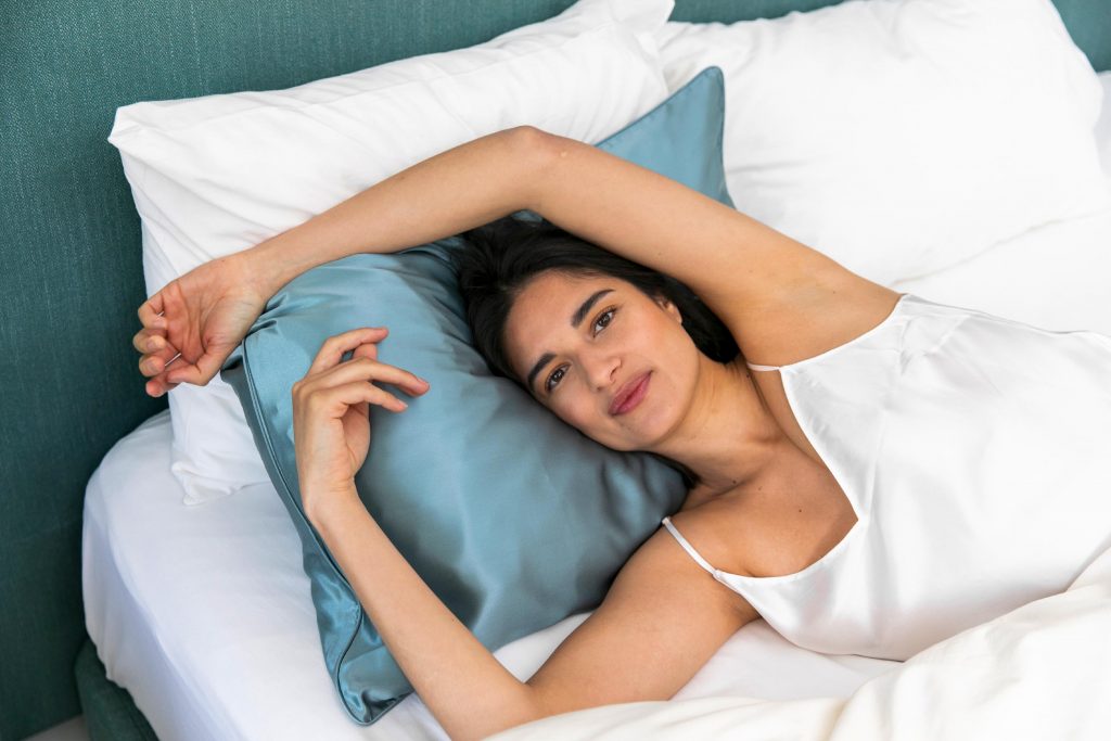 Sleeping Club, une plus belle image de soie | Sudnly